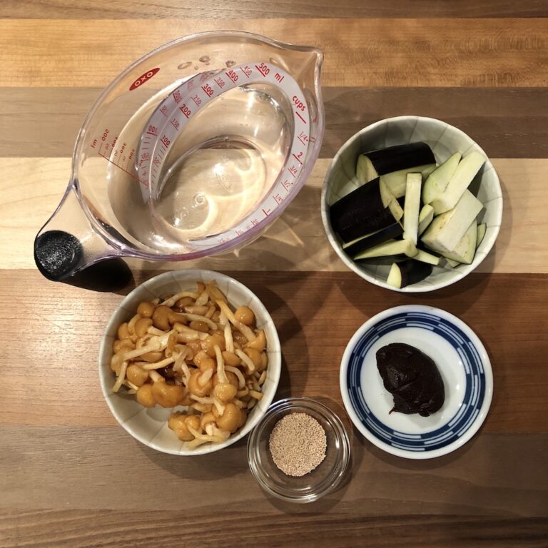 Nameko Mushrooms & Eggplant Miso Soup Recipe – JAPANESE COOKING CHANNEL